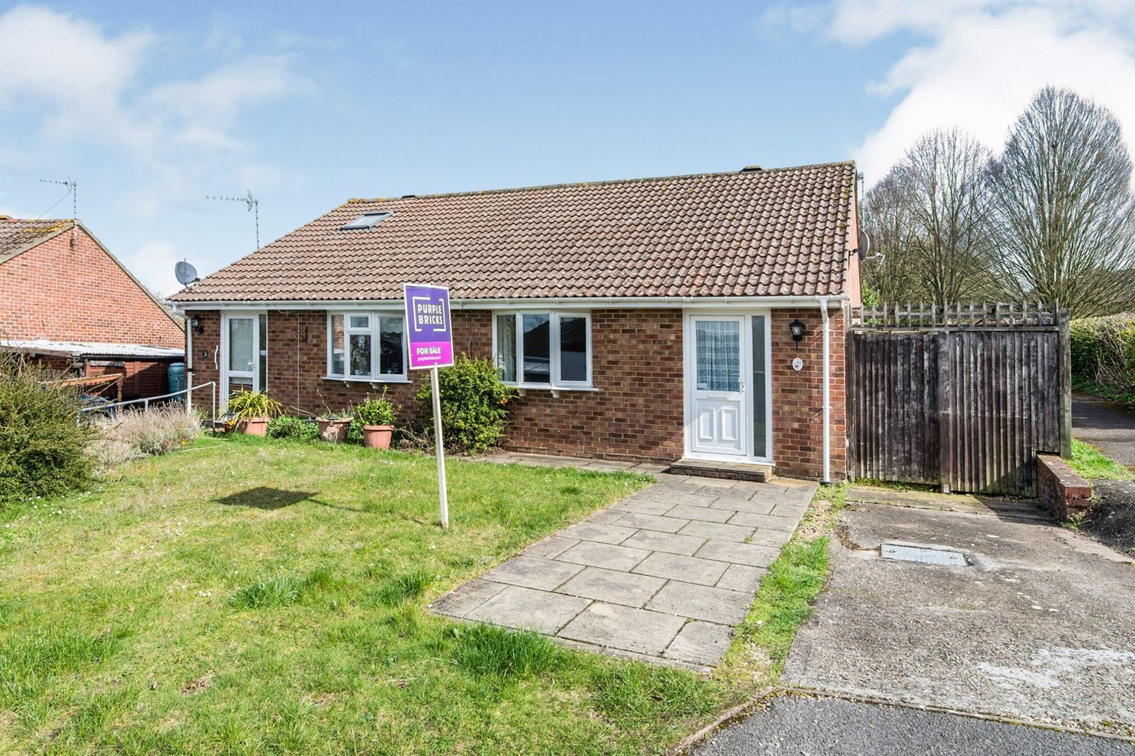 2 bedroom bungalow for sale, Holbein Close, Basingstoke RG, RG21 3EX