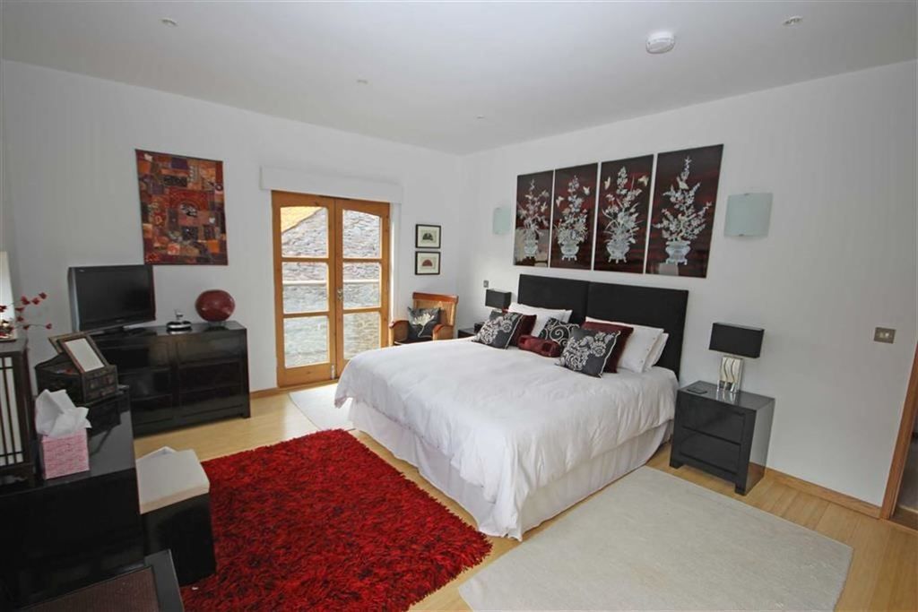 3 bedroom flat for sale, Old Foundry Court, Fore Street, Brixham TQ ...