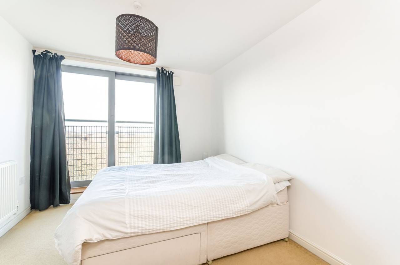 2 bedroom flat to rent, Sumner Road, Peckham, SE, SE15 6PW