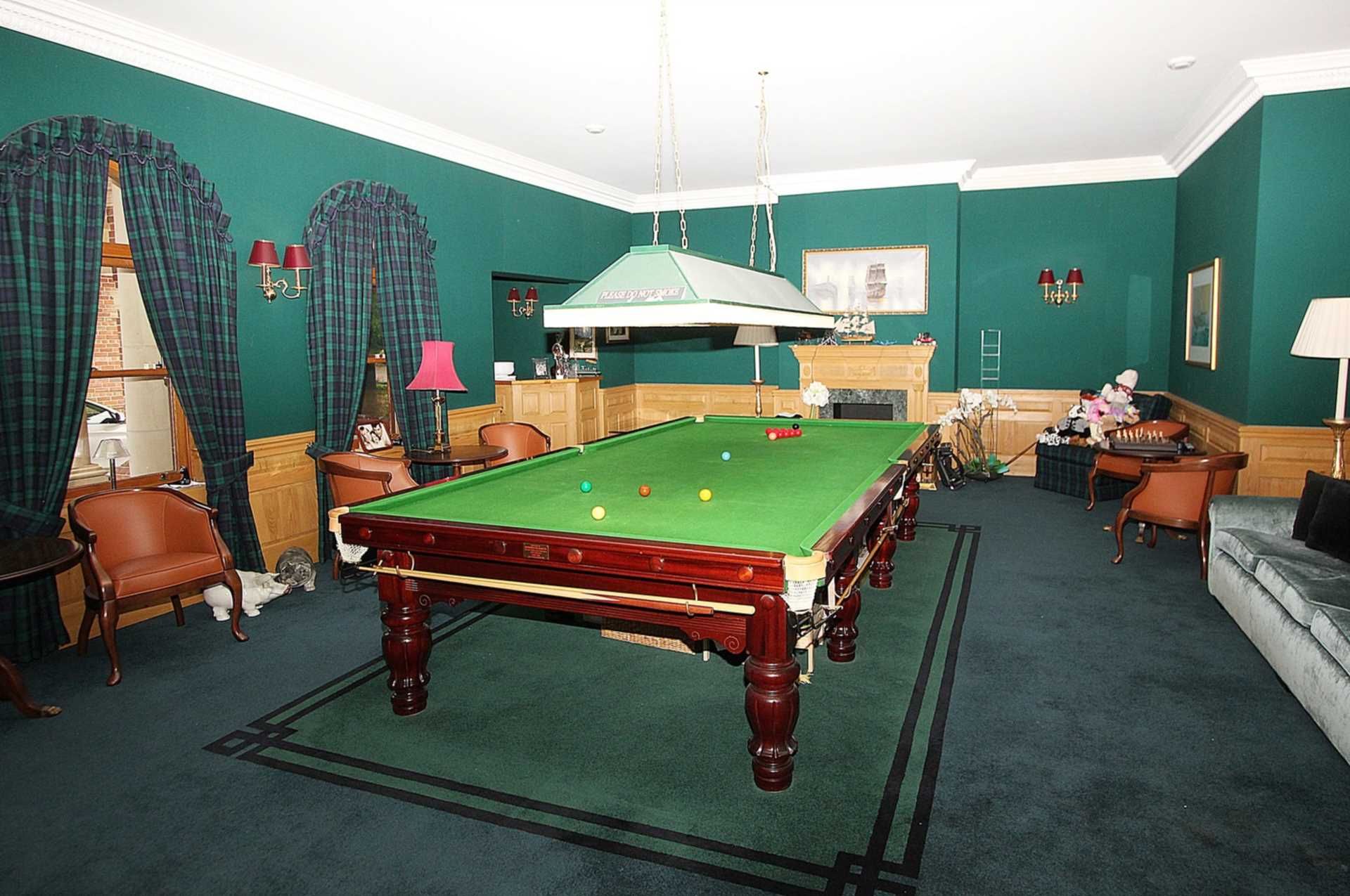 7 bedroom detached house for sale, Oakleigh House, Bere Court Road ...