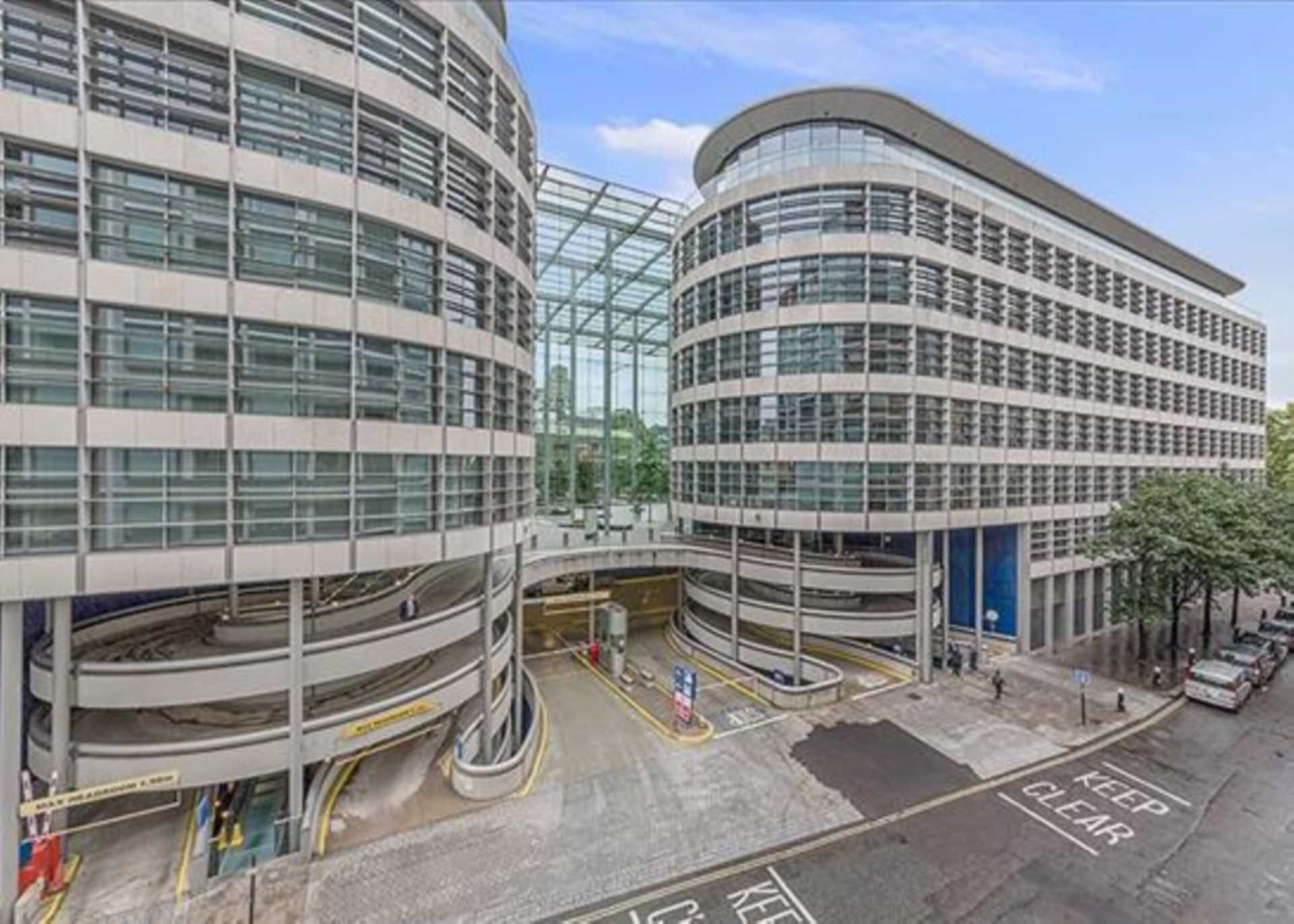 1 bedroom flat to rent, Landmark Place, Sugar Quay, Water Lane, Tower ...