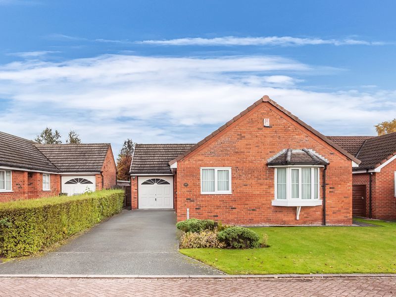 3 bedroom bungalow for sale, Richards Grove, Congleton CW, CW12 4WH