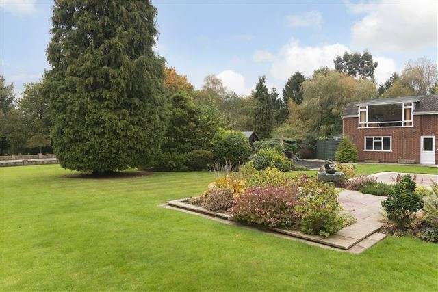 4 bedroom detached house for sale, Broadmere, Broad Lane, Tanworth-in ...