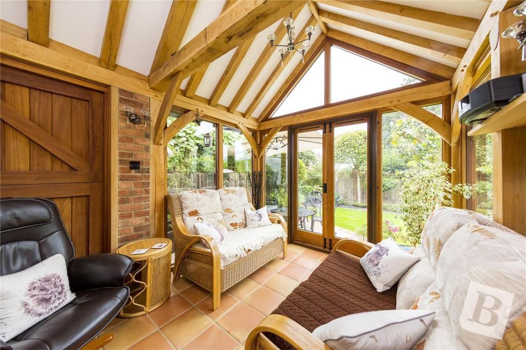 3 bedroom detached house for sale, Church Road, Wickford, SS11 8SH ...