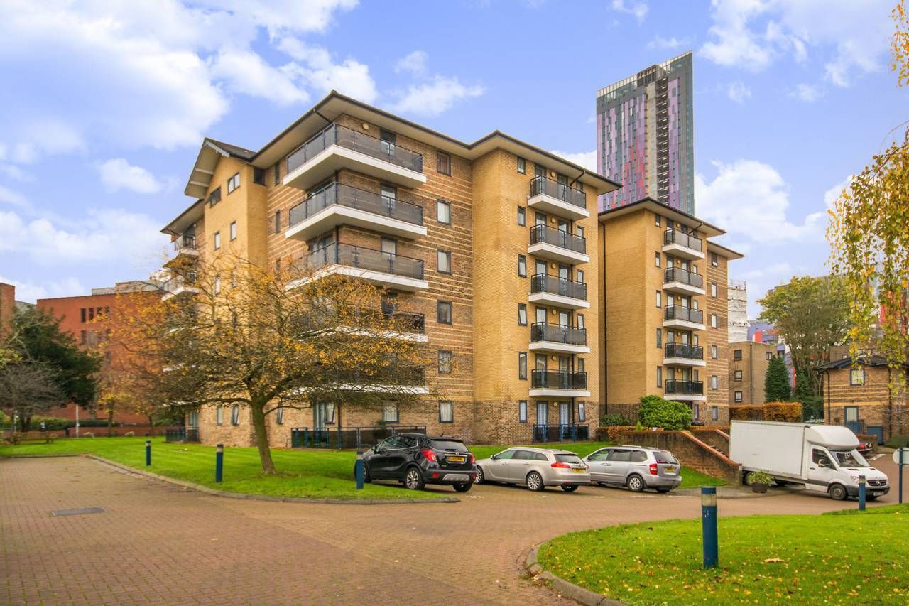 2 bedroom flat to rent, Tavistock Road, East Croydon, CR0 2AS