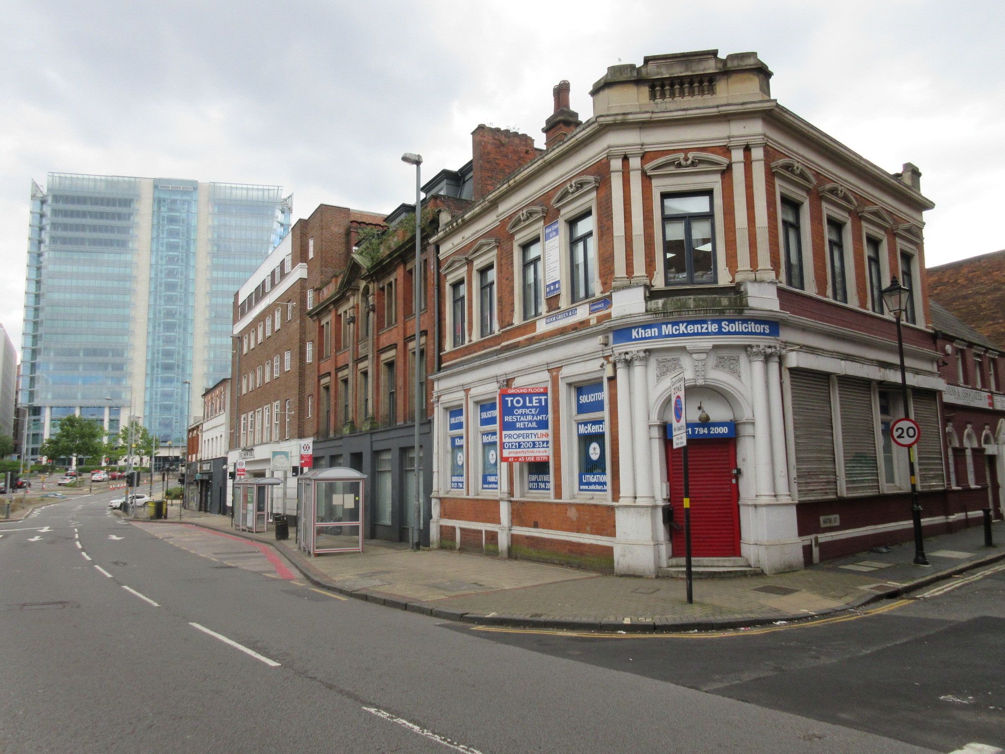 Shop to rent, Old Snow Hill, Birmingham, B4 6HW – TheHouseShop.com