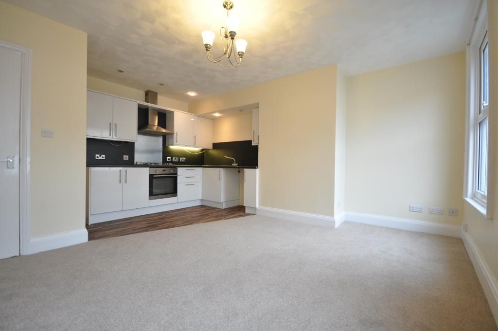 2 bedroom flat to rent, Poulton Street, Kirkham, Preston, PR4 2AJ