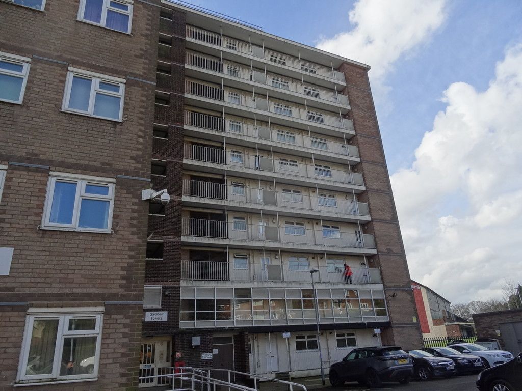 2 bedroom flat to rent, Gledhow Towers, Leeds, LS8 1QJ