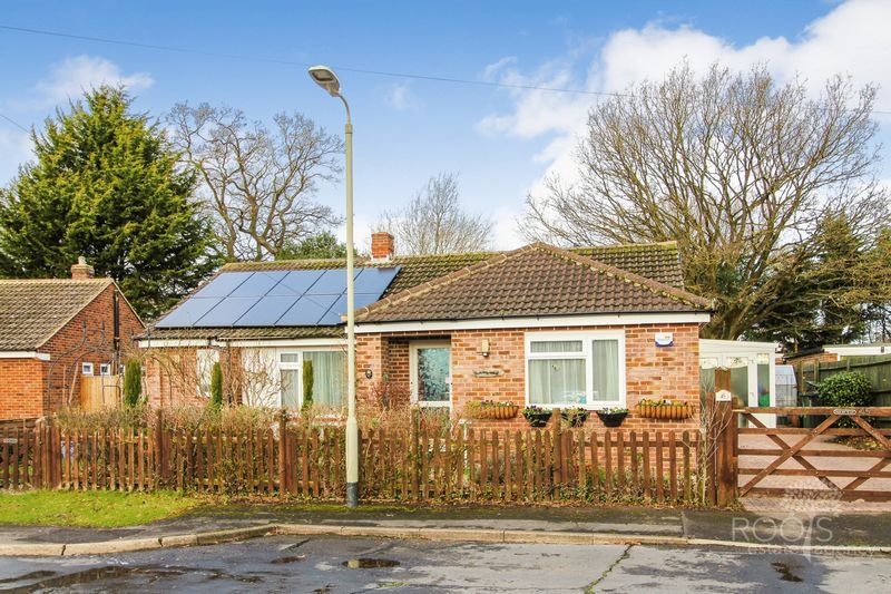 3 bedroom detached bungalow for sale, Northway, Thatcham RG, RG18 3EP