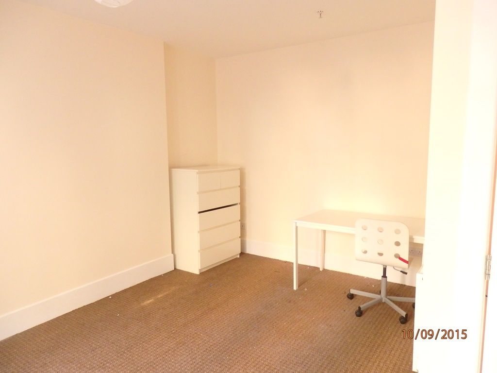2 bedroom flat to rent, Hillhead Street, Hillhead, Glasgow, G12 8PX