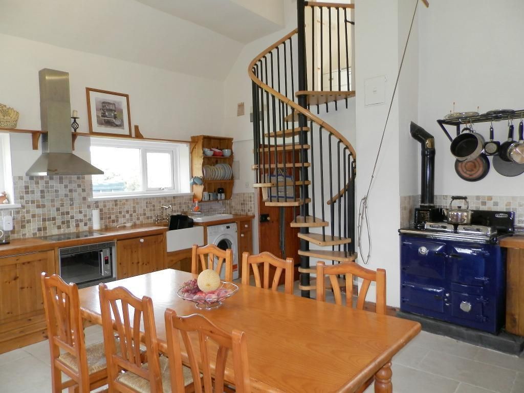 3 bedroom detached house for sale, Beili Tregroes Road, Tregroes, SA44 4NP