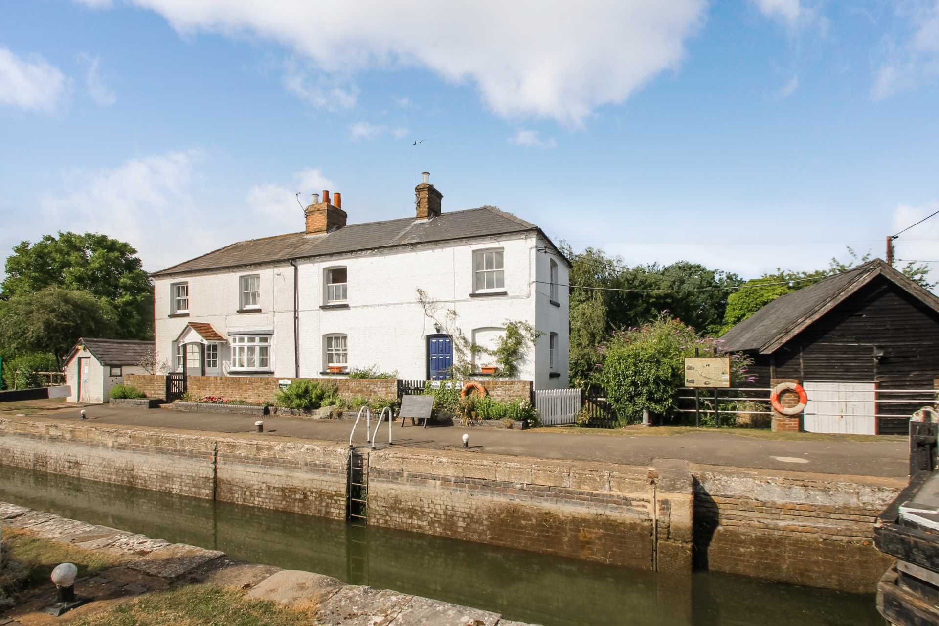 2 bedroom semi-detached house for sale, Canal Cottage, Cow Roast ...