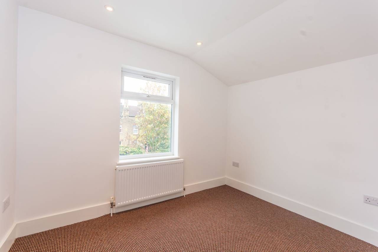 4 bedroom flat for sale, Lordship Lane, Wood Green, N, N22 5JN