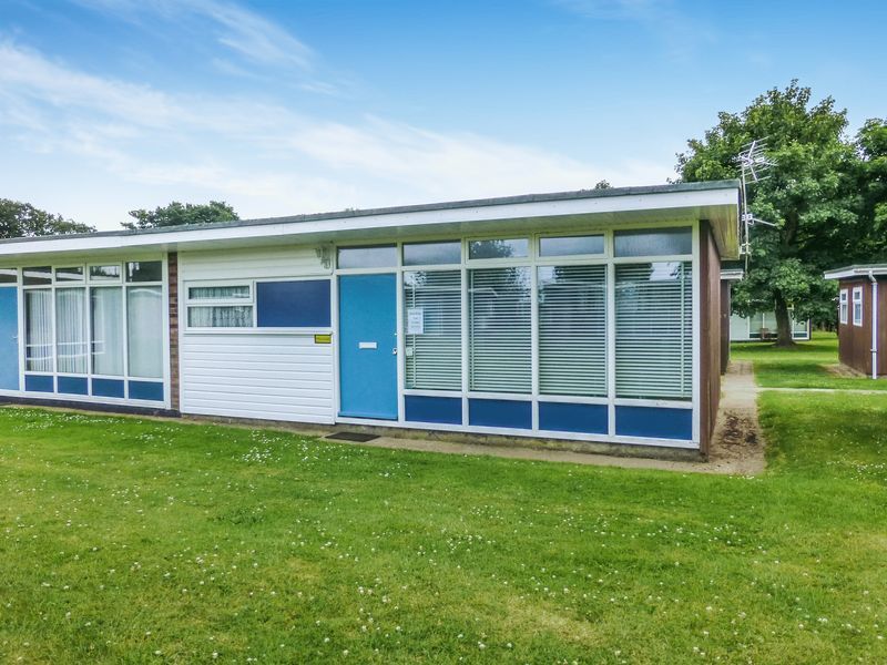 2 bedroom semi-detached house for sale, Broadside Chalet Park, Norwich ...