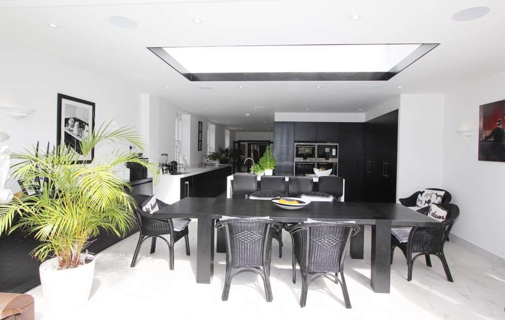 4 bedroom detached house for sale, The Courtyard, Dark Lane ...