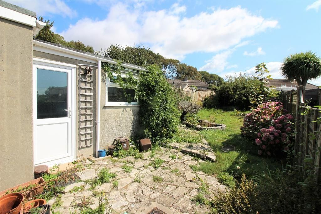 3 Bedroom Semi Detached House For Sale Dorchester Road Weymouth Dt3 5db