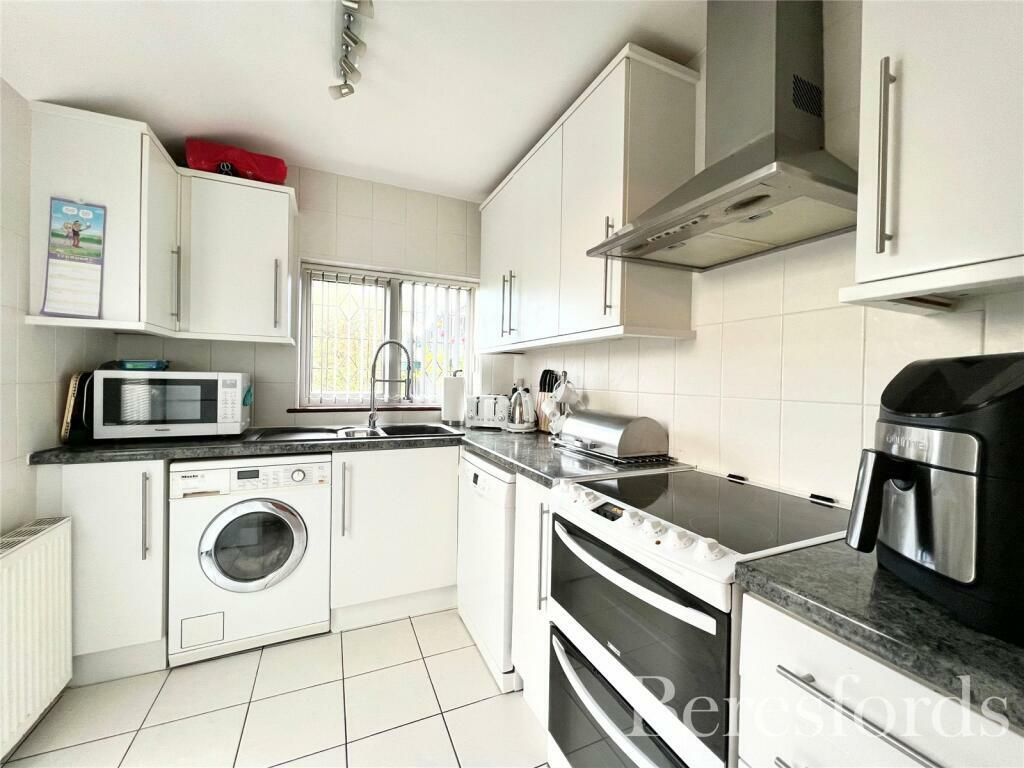 Kenilworth Gardens Hornchurch | Fasci Garden