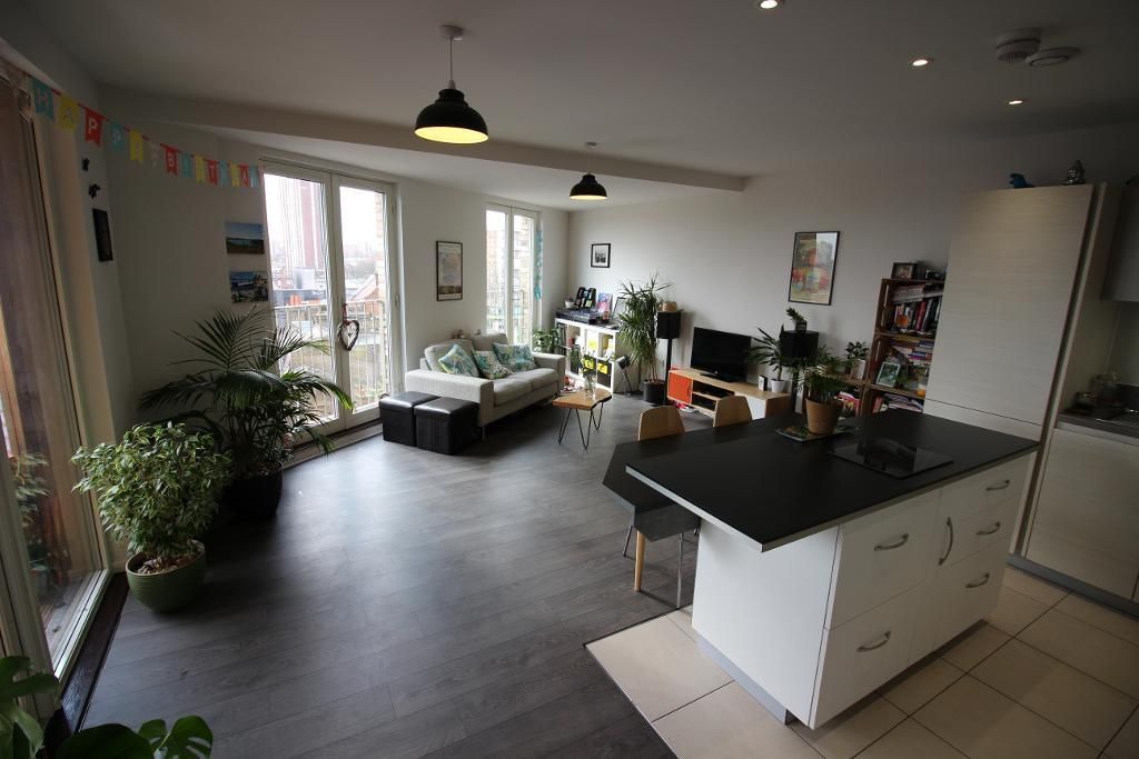 2 bedroom flat to rent, Prowse Court, Fore Street, Edmonton, London ...