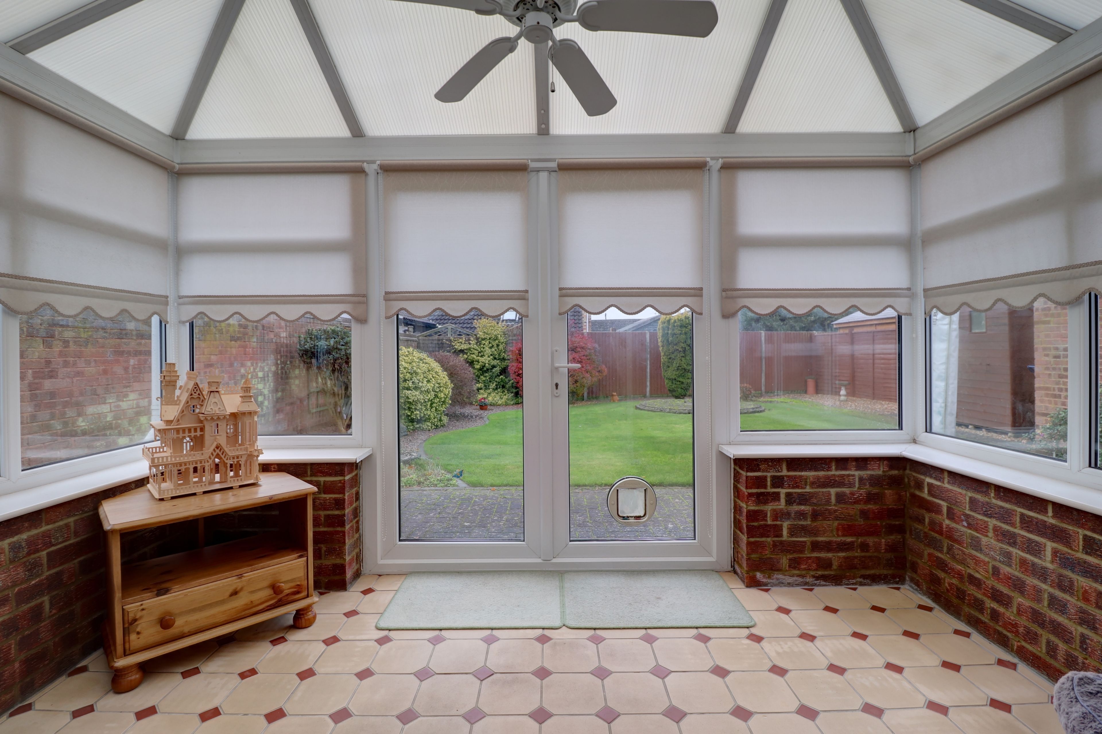 2 bedroom bungalow for sale, Barnfield Gardens, Coates, Whittlesey ...