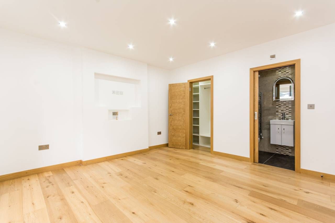 2 bedroom flat to rent, St Julians Road, Kilburn, NW, NW6 7LA