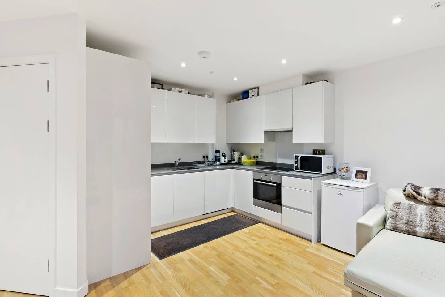 2 bedroom apartment to rent, Liberty Bridge Road, London, E20 1AS