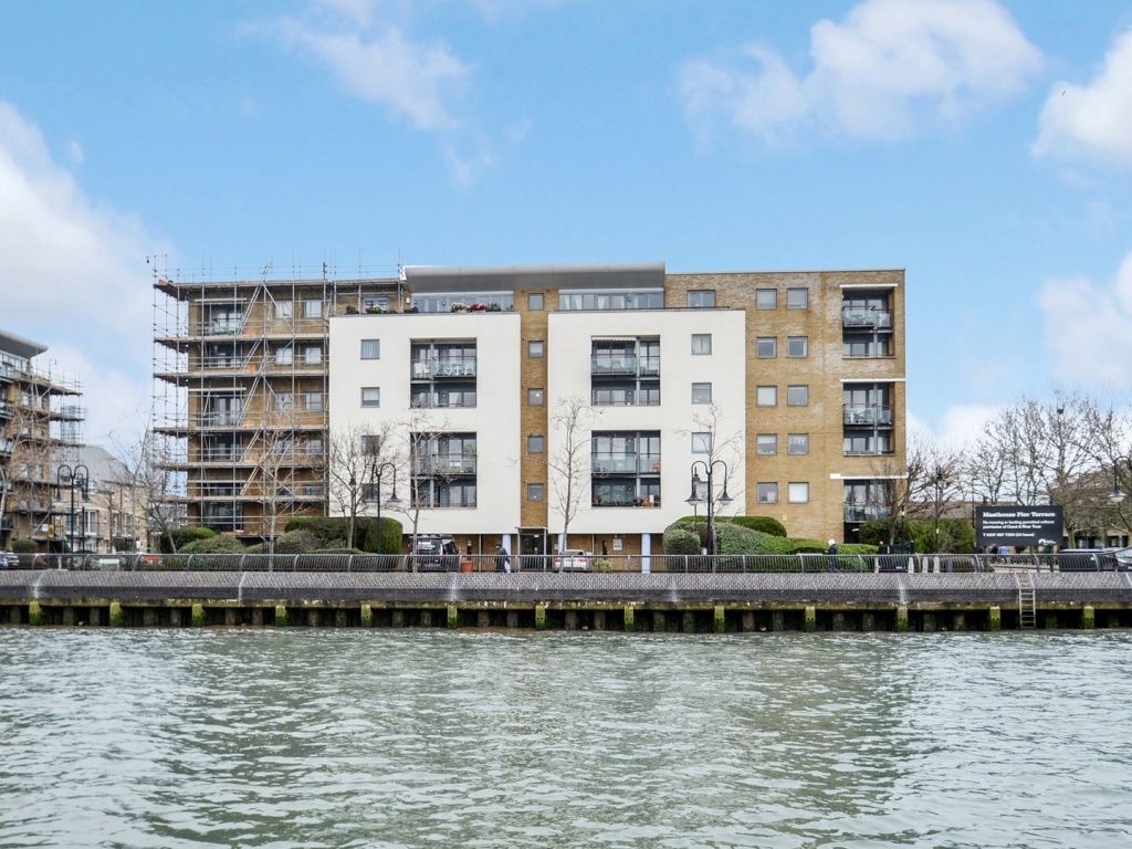 2 bedroom flat to rent, Maritime Quay, London, E14 3QE – TheHouseShop.com