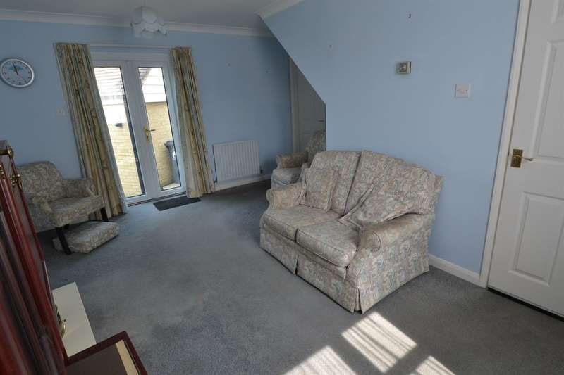 2 bedroom semi-detached house for sale, Cushings Walk, Whitstable, CT5 1EZ