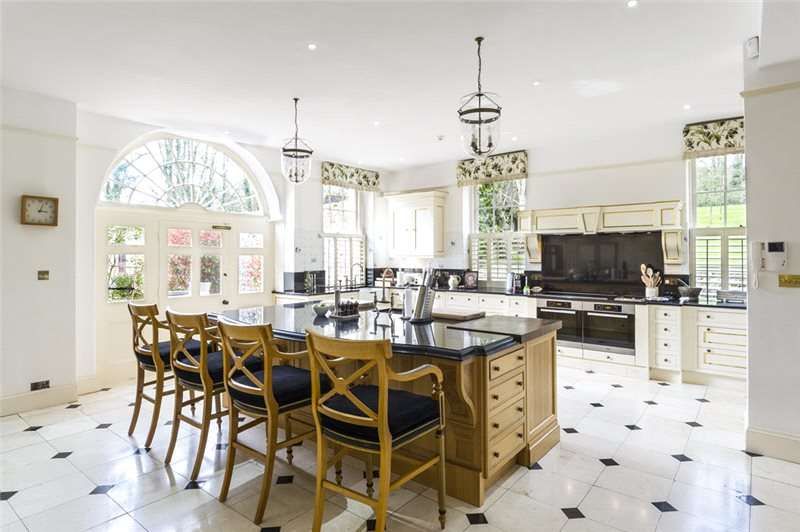 7 bedroom detached house for sale, Annington Road, Bramber, Steyning ...