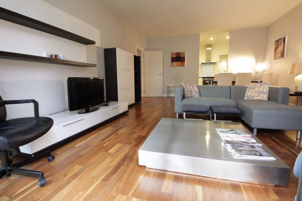 2 bedroom flat to rent, Discovery Dock West, South Quay Square, E14 9RT
