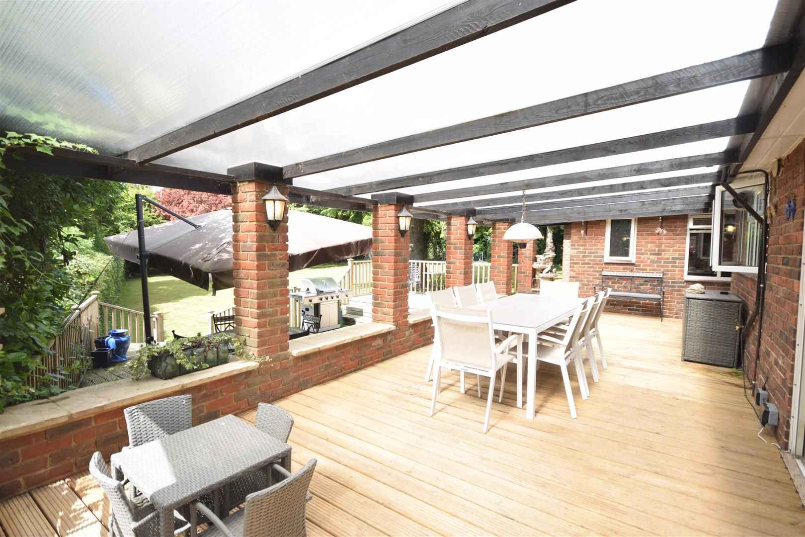 5 bedroom detached house for sale, Bridle Path Cottage, Ralliwood Road ...