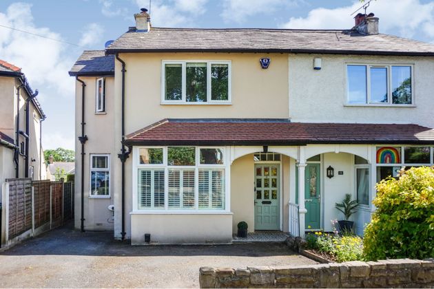 4 Bedroom Semi Detached House For Sale Victoria Crescent Horsforth